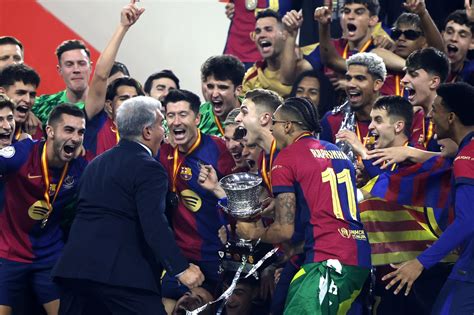 La Final De La Supercopa De España Entre Real Madrid Fc Barcelona En