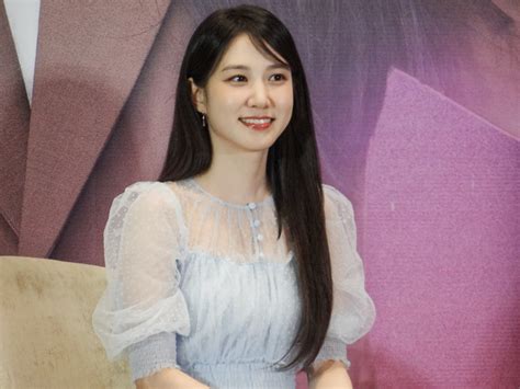 [photos] Park Eun Bin During Her Aromagicare Press Conference In