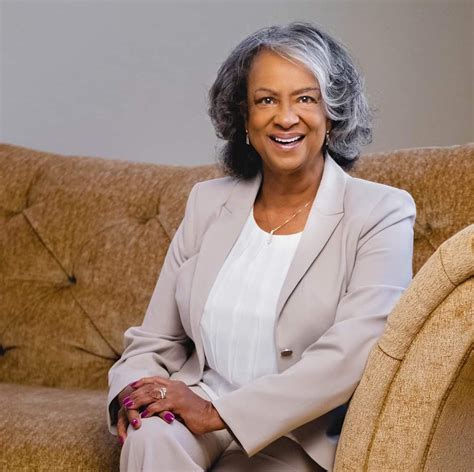 Ruby Russell Rr Distinctive Beddings Executive Contributor At Brainz