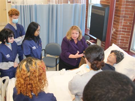 News Stcc To Offer Bilingual Cna Classes On Saturdays Stcc