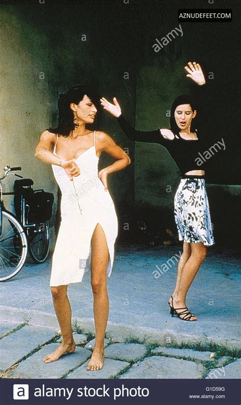 Lorena Forteza Feet Aznudefeet