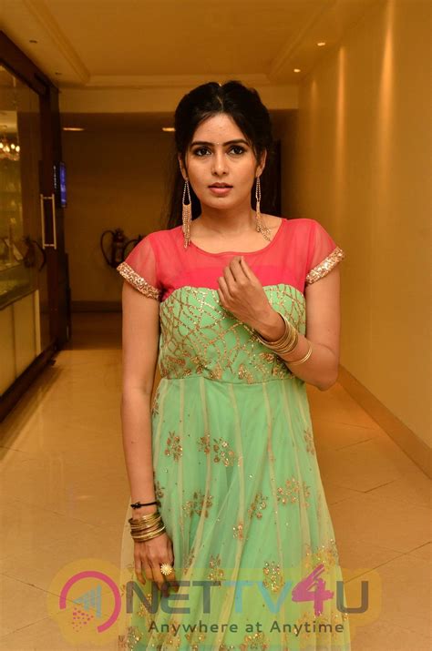 Actress Madhumitha Krishna Inaugurates Trendz At Exhibition Taj Krishna