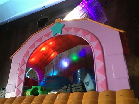 Dora The Exploder Barn Fun Fun Slide Dora