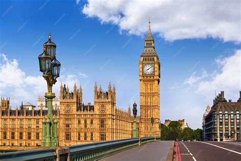Premium Photo Big Ben Clock Tower In London England