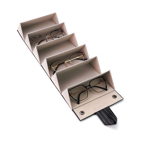 Kacey Black Glasses Case Pouch Lensmart