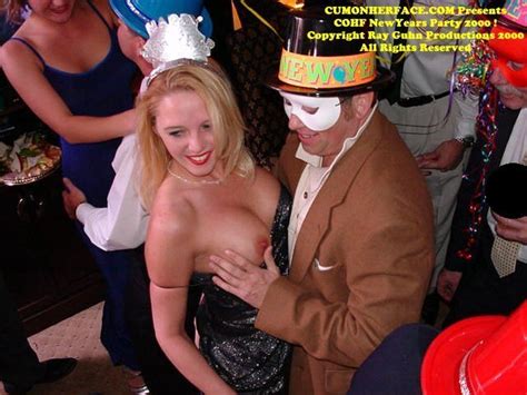 091b Cohf New Years Party 2001 Bonus Magazine 1007 Porn Pic
