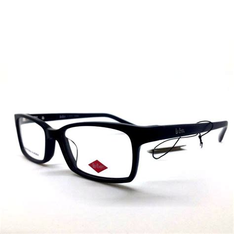 Optometry Services Penang Optometrist Consultant Malaysia Eye Care Service Kedah ~ Focus