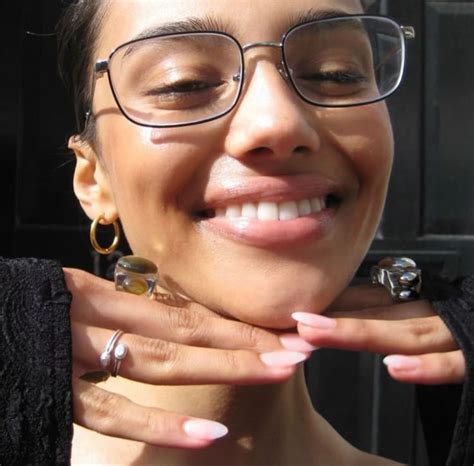 Insta Cccameryn 🧸 Glasses Inspiration Pretty People Fashion