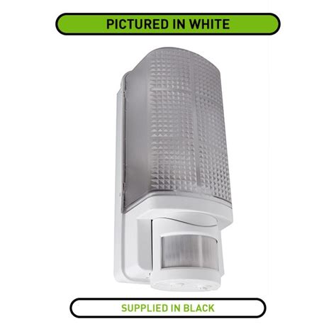 Robus Whitestar 60w Black Bulkhead With Pir Sensor Ukes