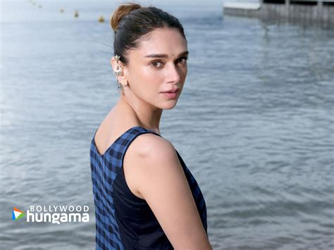 Aditi Rao Hydari Wallpapers Aditi Rao Hydari 133 Bollywood Hungama