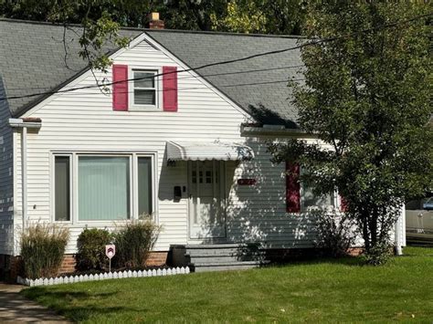 14129 Pease Rd Maple Heights Oh 44137 149900 ®
