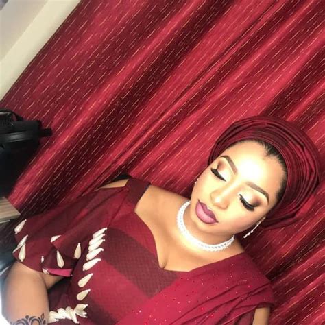 Mollie Teemadee • Threads Say More