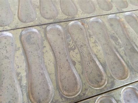 Antik Fém Csokoládé Csoki Bonbon Macskanyelv öntőforma Cukrász édesség