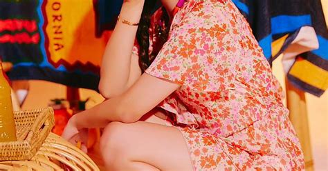 221111 Dayeon Album On Imgur