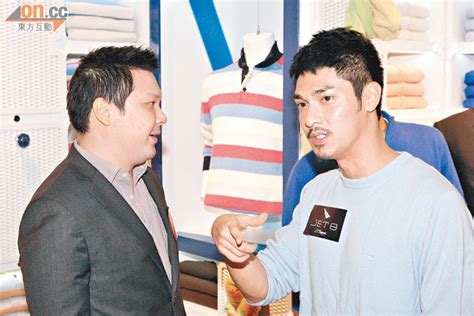 鄭志恒丁子高拍住上 東方日報