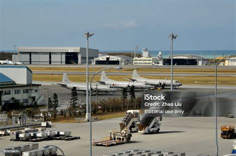 那覇空港の飛行機沖縄日本 日本のストックフォトや画像を多数ご用意 日本 空港 カラー画像 Istock