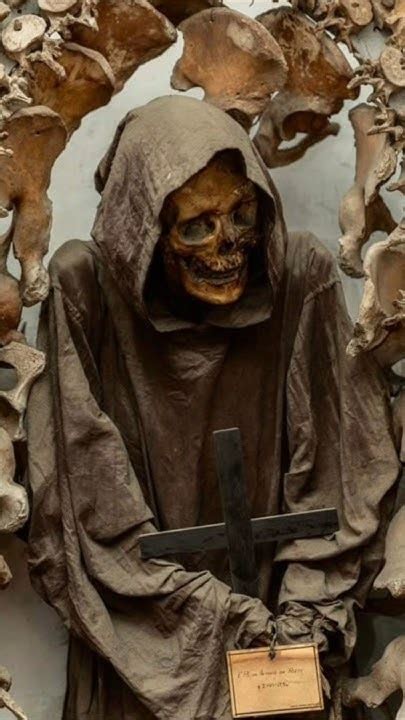 Cripta E Catacumba Dos Capuchinhos Em Roma Youtube