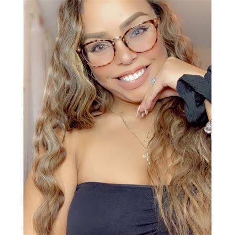 Foreign Beauty Lillypatterson216 • Threads Say More