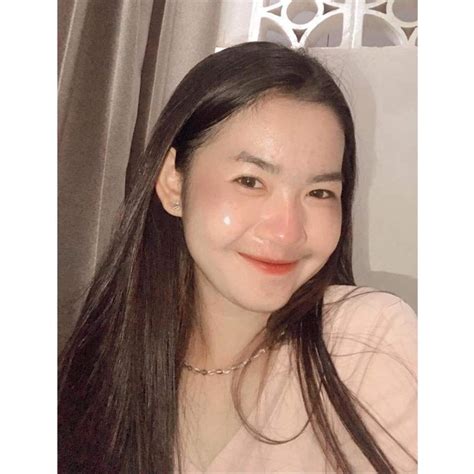 Alyna អាលីណា