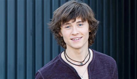 Tristan Lake Leabu Exits Yandr As Reed Hellstrom