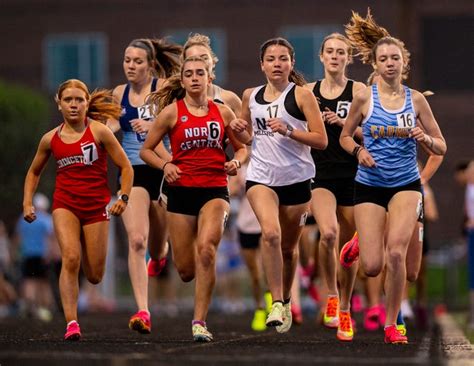 High School Track Flashes Showcase High School Distance Running Meet