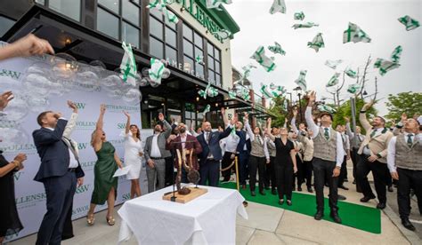 Smith And Wollensky Opens Two Story Restaurant In Burlington Massachusetts Fsr Magazine