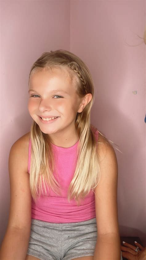 Homecoming Hairstyles 4 Hairstyles For Hoco Stylish Life For Moms