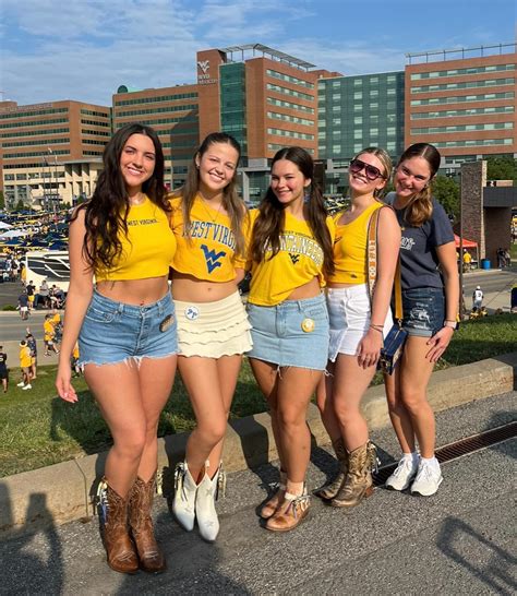 Emily Crotzer Emily Crotzer • Instagram Photos And Videos