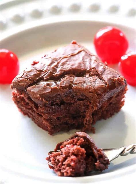 Chocolate Cherry Square Frio Nueces Current