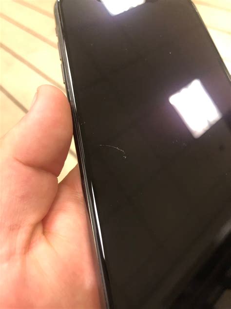 Iphone 11 Scratches Frustrating Many Buyers