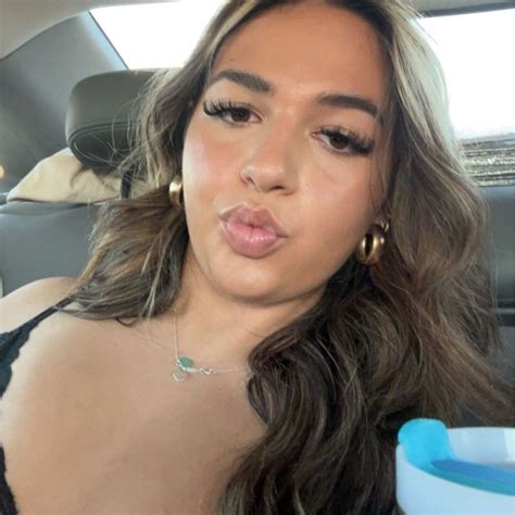 Rylan Tylie Rylan Tylie Snapchat Stories Spotlight And Lenses