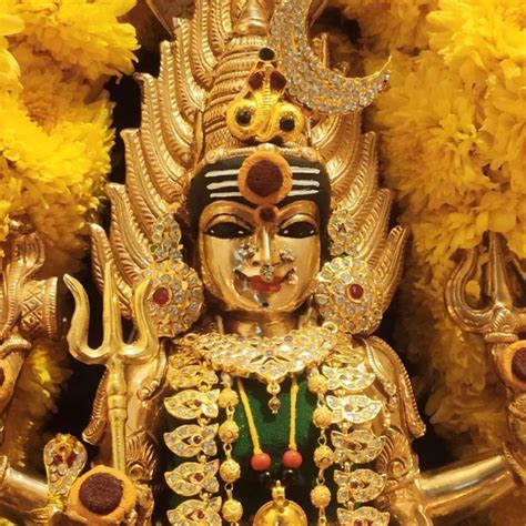 Sri Devi Karumari Amma On Instagram Sri Devi Karumaari Amma🙏 Lalithambigai Balambika Amman