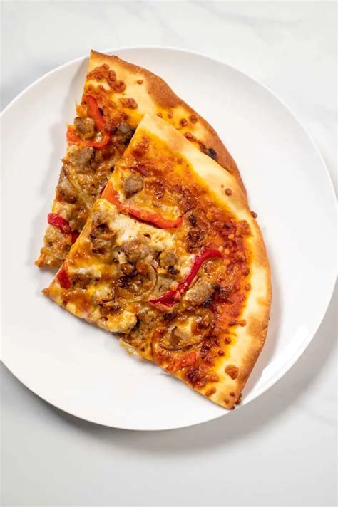Sausage Pizza Contentedness Cooking