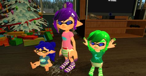 Splatoon Squid Siblings In Their Christma Diaper Woomyのマンガ Diaper