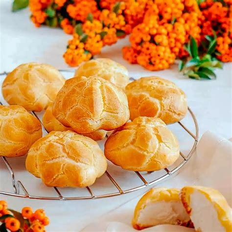 طرز تهیه ساده و سریع نون خامه ای خونگی اینو بپزی مدال یک شیرینی پز حرفه ای رو میگیری