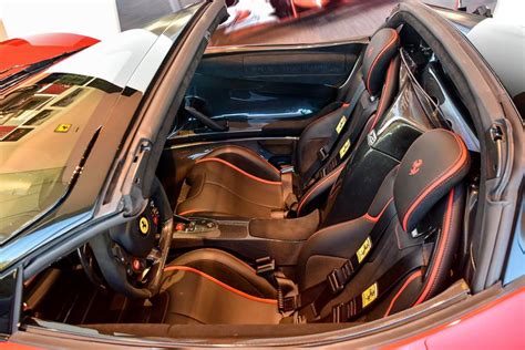 Ferrari Laferrari Aperta Specs Price Photos And Review Dupont