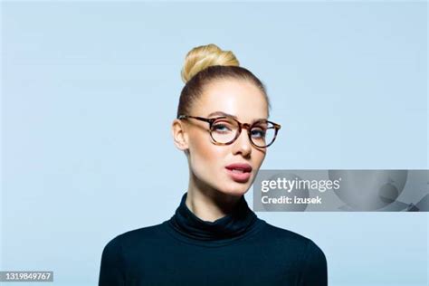 Hair Bun Model Photos And Premium High Res Pictures Getty Images