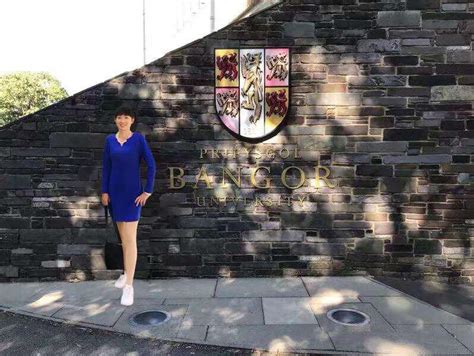 杨红 信阳师范大学外国语学院