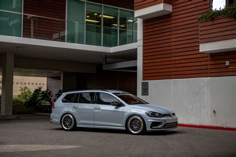 2019 White Silver Metallic Golf Vw Sportwagen Pacific German