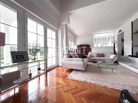 Zaprešić Donja Pušća Ekskluzivna Obiteljska Vila S Prekrasnim Vrtom