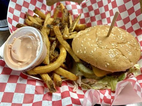 Ashtons Burger Barn Updated June 2026 57 Photos And 113 Reviews