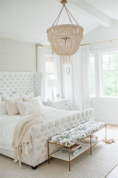How To Choose Furniture For White Bedrooms