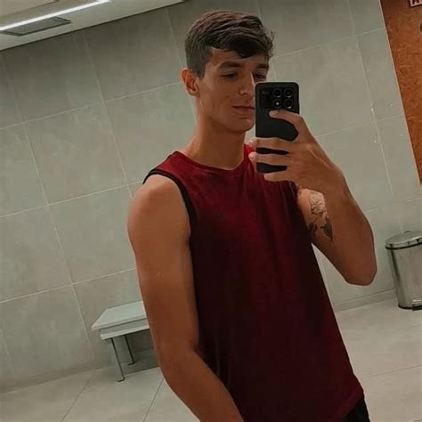 Daniel Vasconcelos Danielvsc • Threads Say More