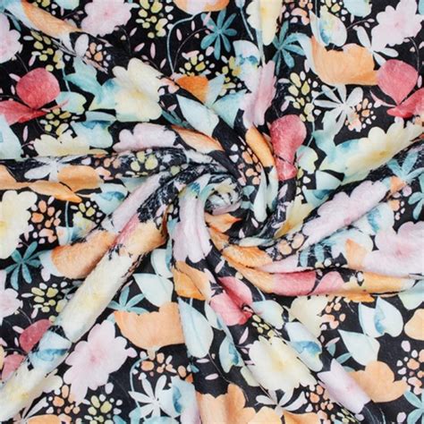 Bubs Digitally Printed Fleece Fabric Dainty Floral Flower Apley Close