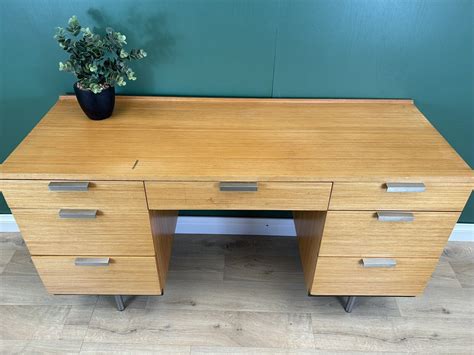 Mid Century Desk By Stag Furniture Fineline” Hunt Vintage