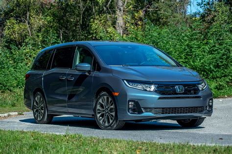 2025 Honda Odyssey Elite Auto Specs And Features Us News
