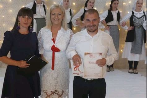 Hodočasnik Mira Josip Jelinić Izabran Za Hercegovca Godine Pogledba