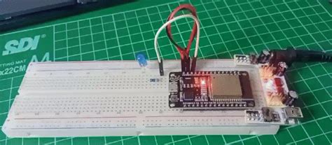 Mengenal Dasar Dasar Iot Nama Proyek External Led Blink By Jatniko Nur Mutaqin Medium