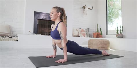 Sun Salutation Flow With Alba Avella All Levels Yoga Class