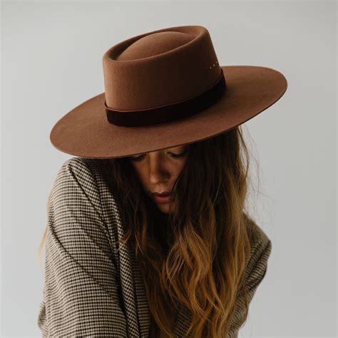 Womens Flat Brim Hats Gigi Pip